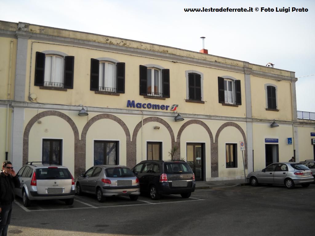 Lestradeferrate.it - Stazione di Macomer